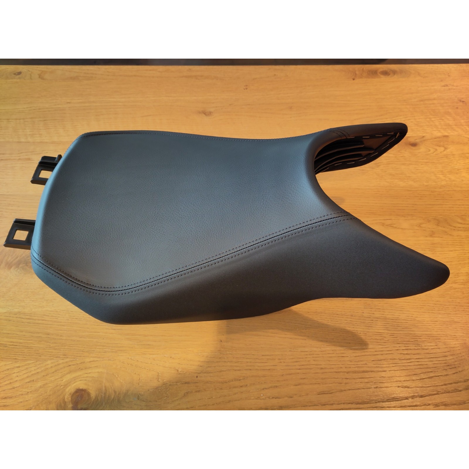 original BMW Motorrad Fahrersitz beheizt K 53, K54 R1200R- R1250RS R1200RS