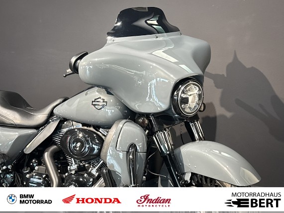 Street Glide
