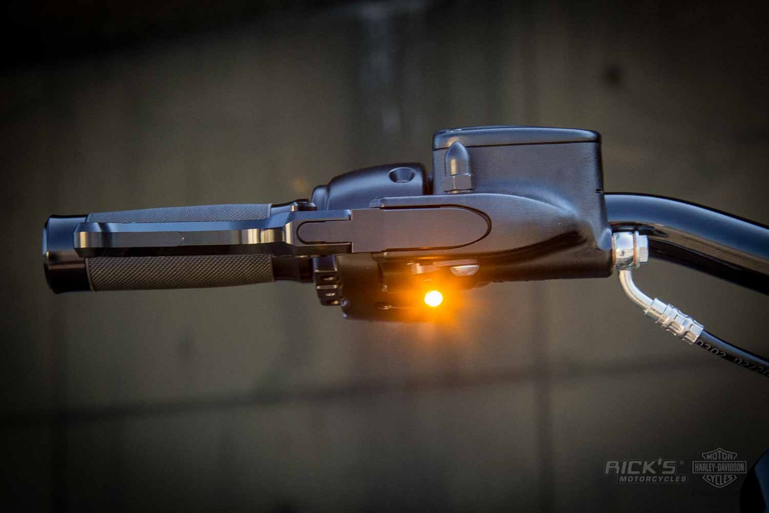 Blinkerhalter, universal, Kellermann Atto, vorne