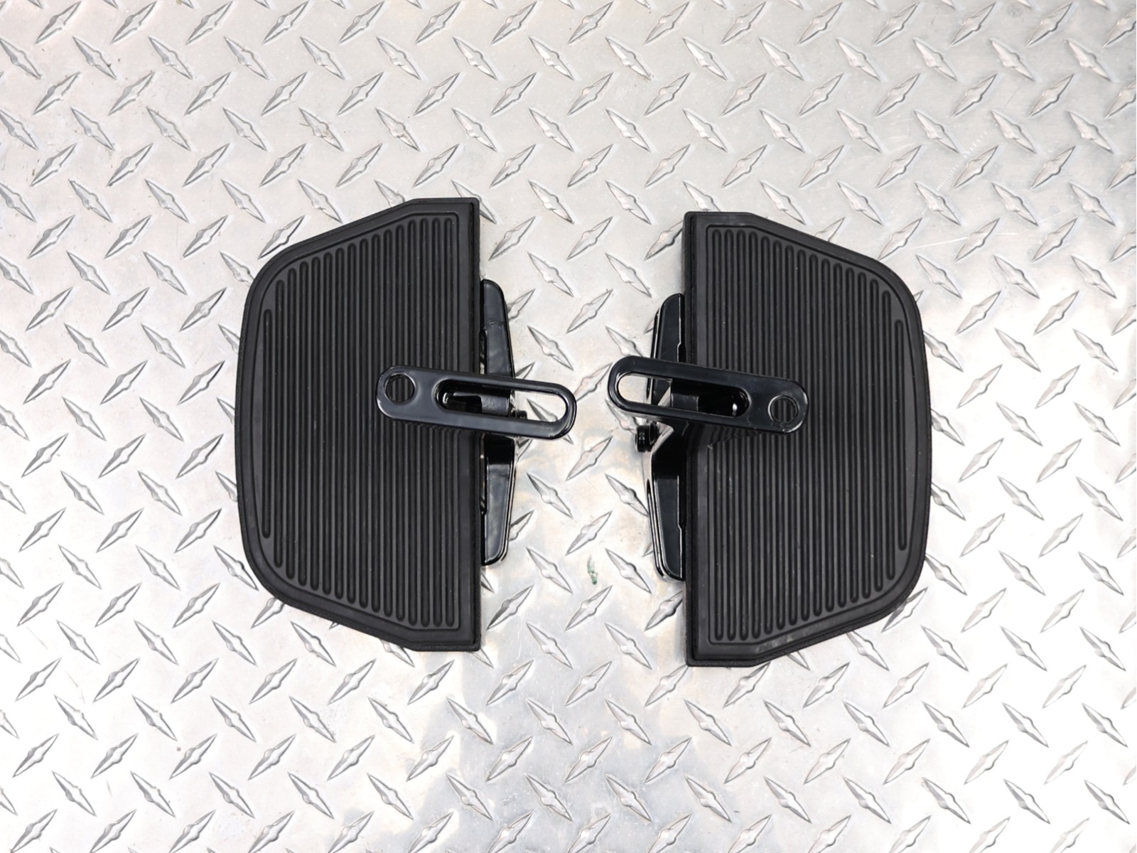 Touring passenger footboards with bracket OEM 52719-10