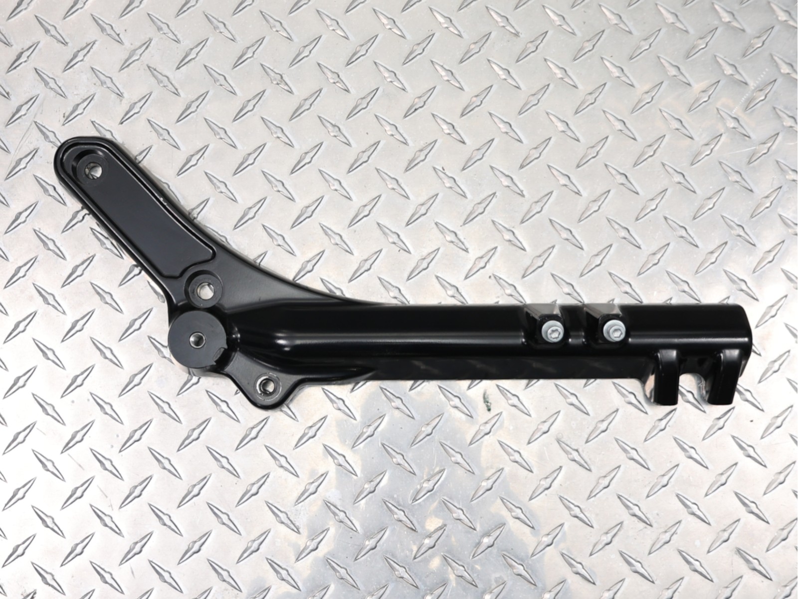 Street Bob/Low Rider S Exhaust Bracket 65500064