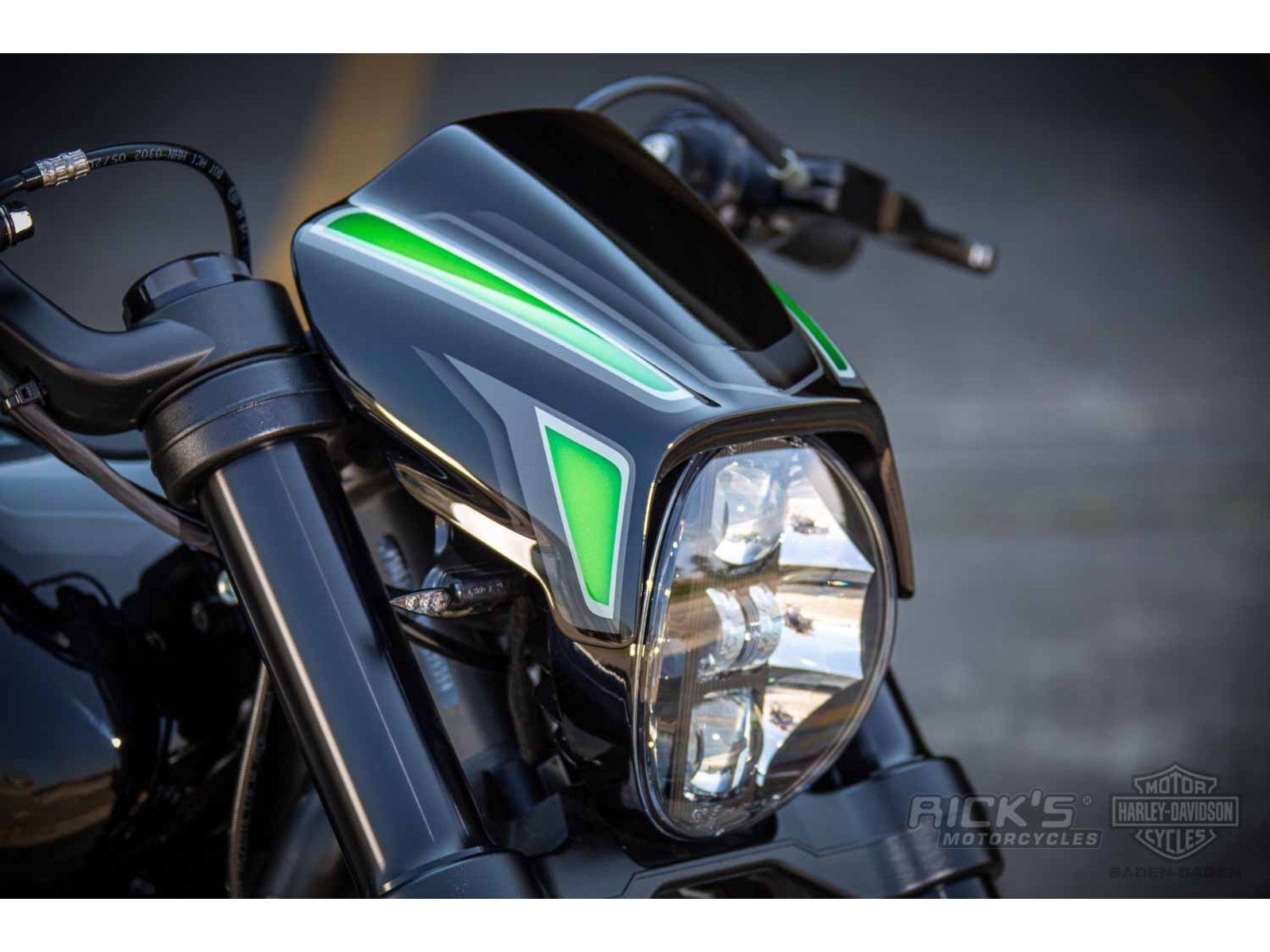 Rick's Motorcycles front indicator bracket Softail FXDR