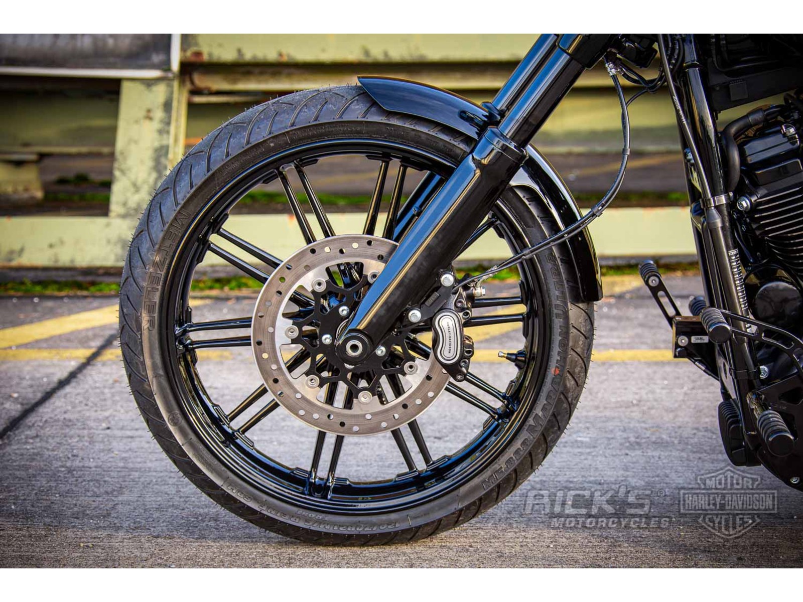 Rick's Motorcycles front fender Softail Breakout, 21", steel