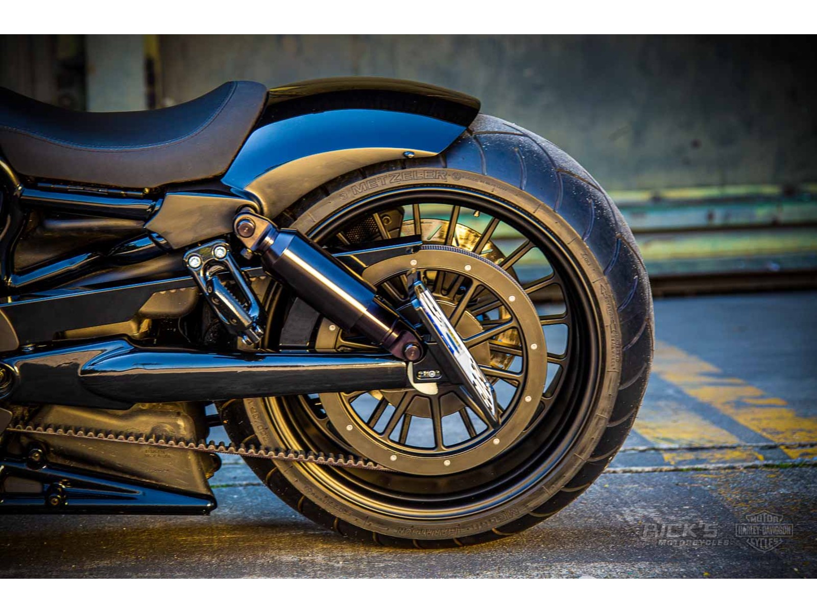 Rear Fender V-Rod Short Cut, GRP