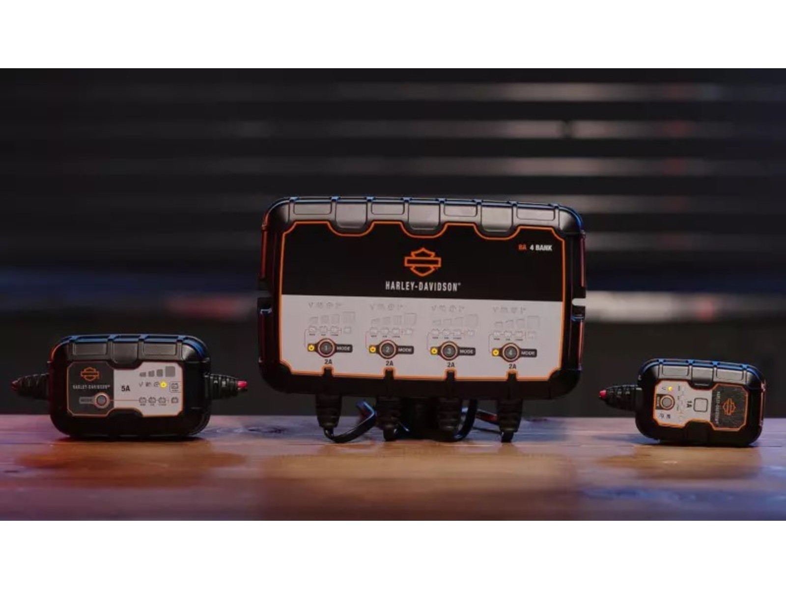 Harley-Davidson dual-mode battery charging station 4 x 2A