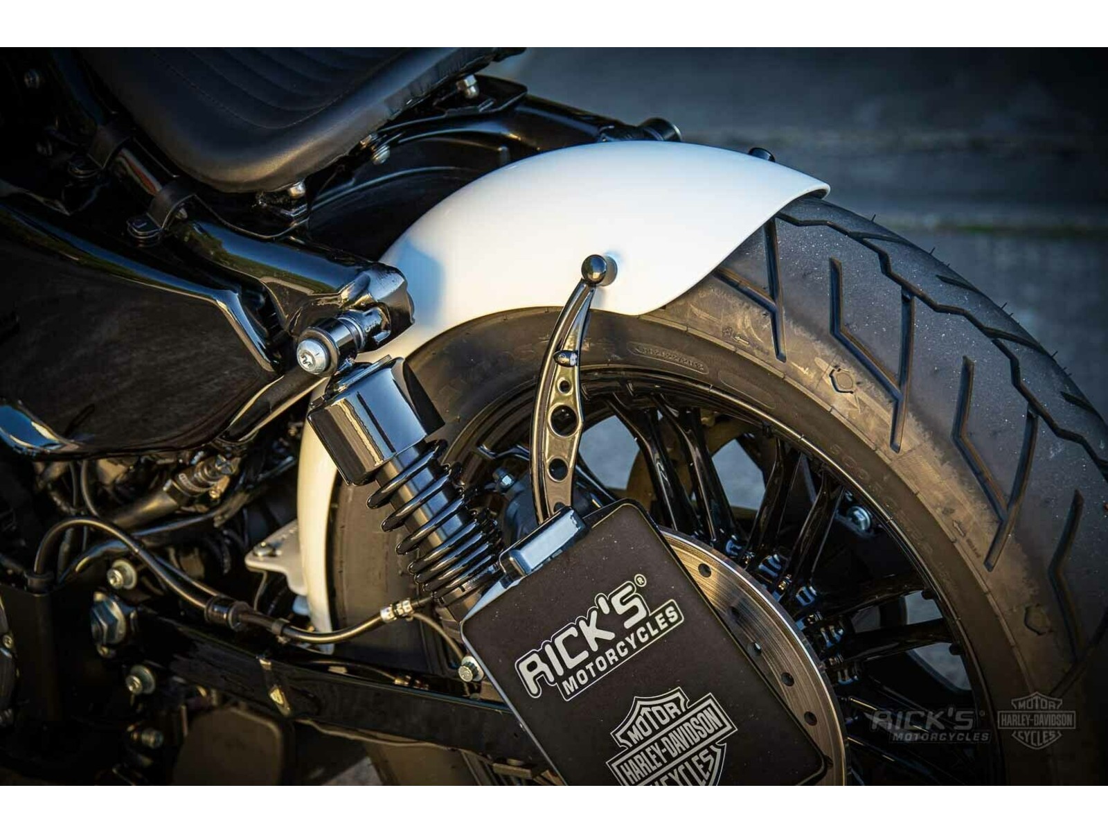 Rear Fender BOBBER Swingarm mounted, Sportster 2010 up