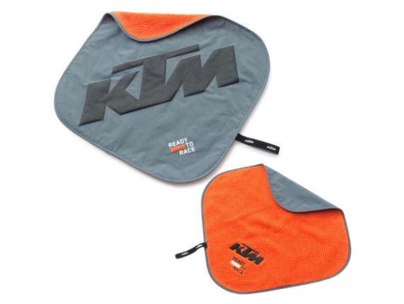 RACETRACK CHANGING MAT