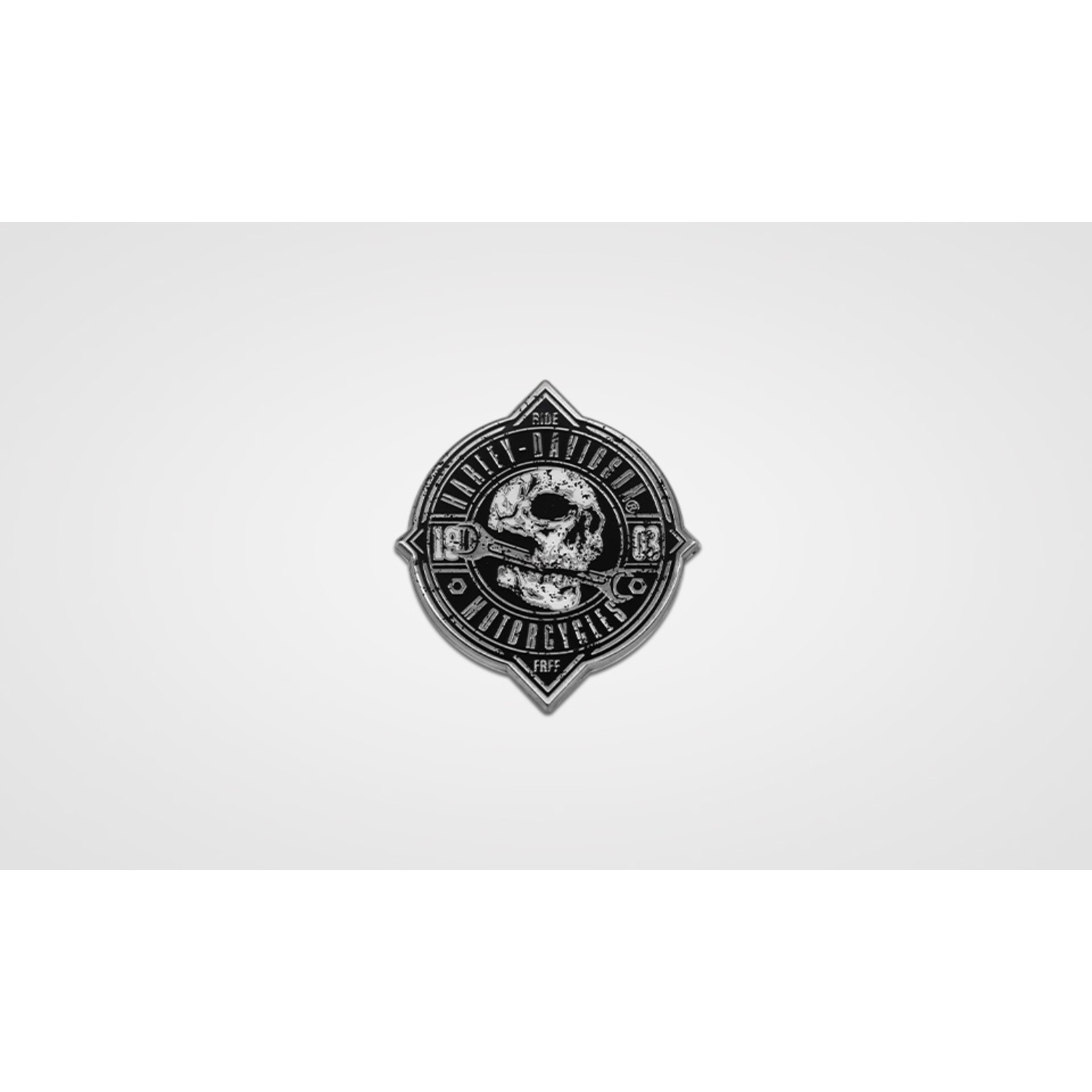 Harley-Davidson® Pin "Rough Skull"