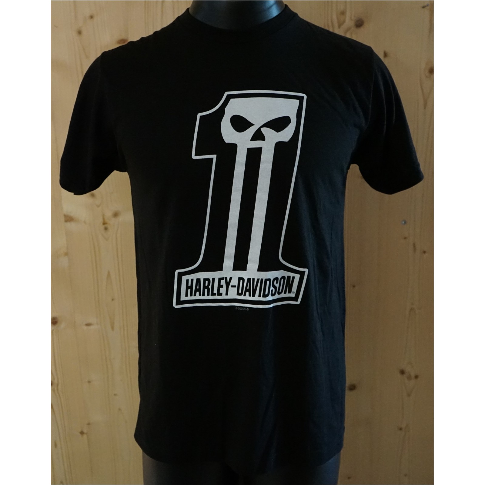 40291554 Arni Dark Trait T-Shirt