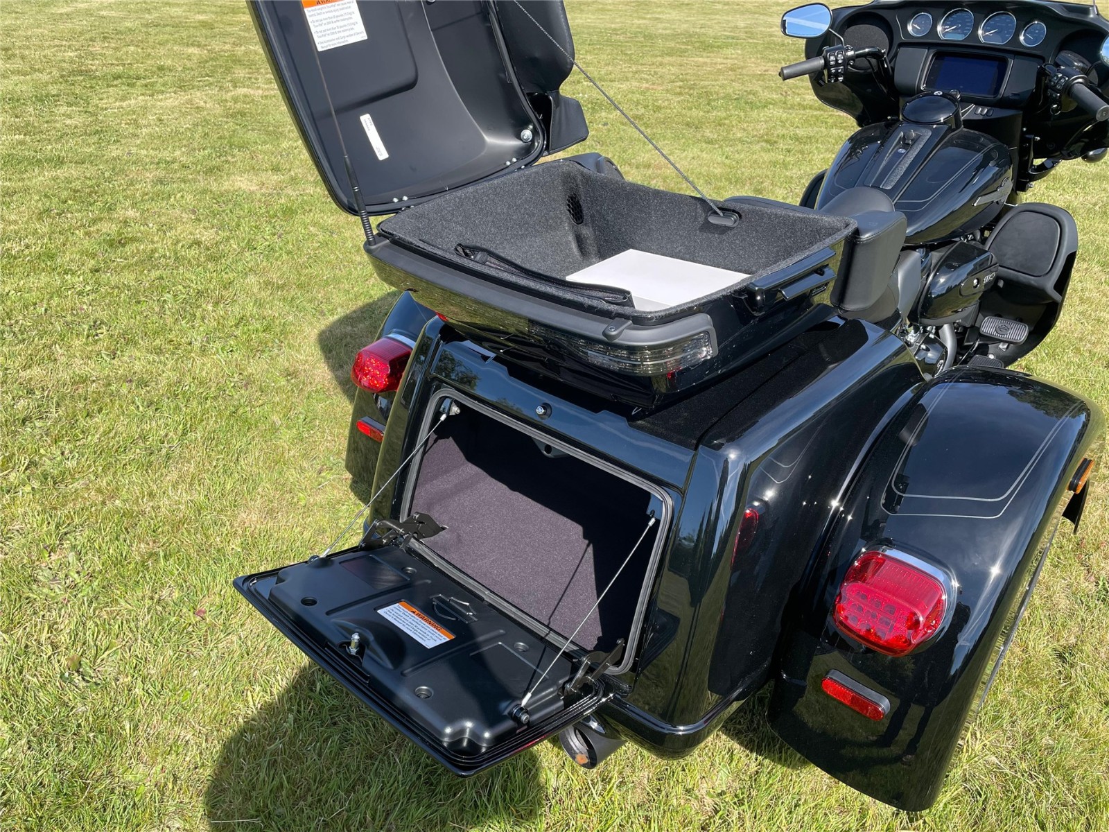 FLHTCUTG Tri Glide