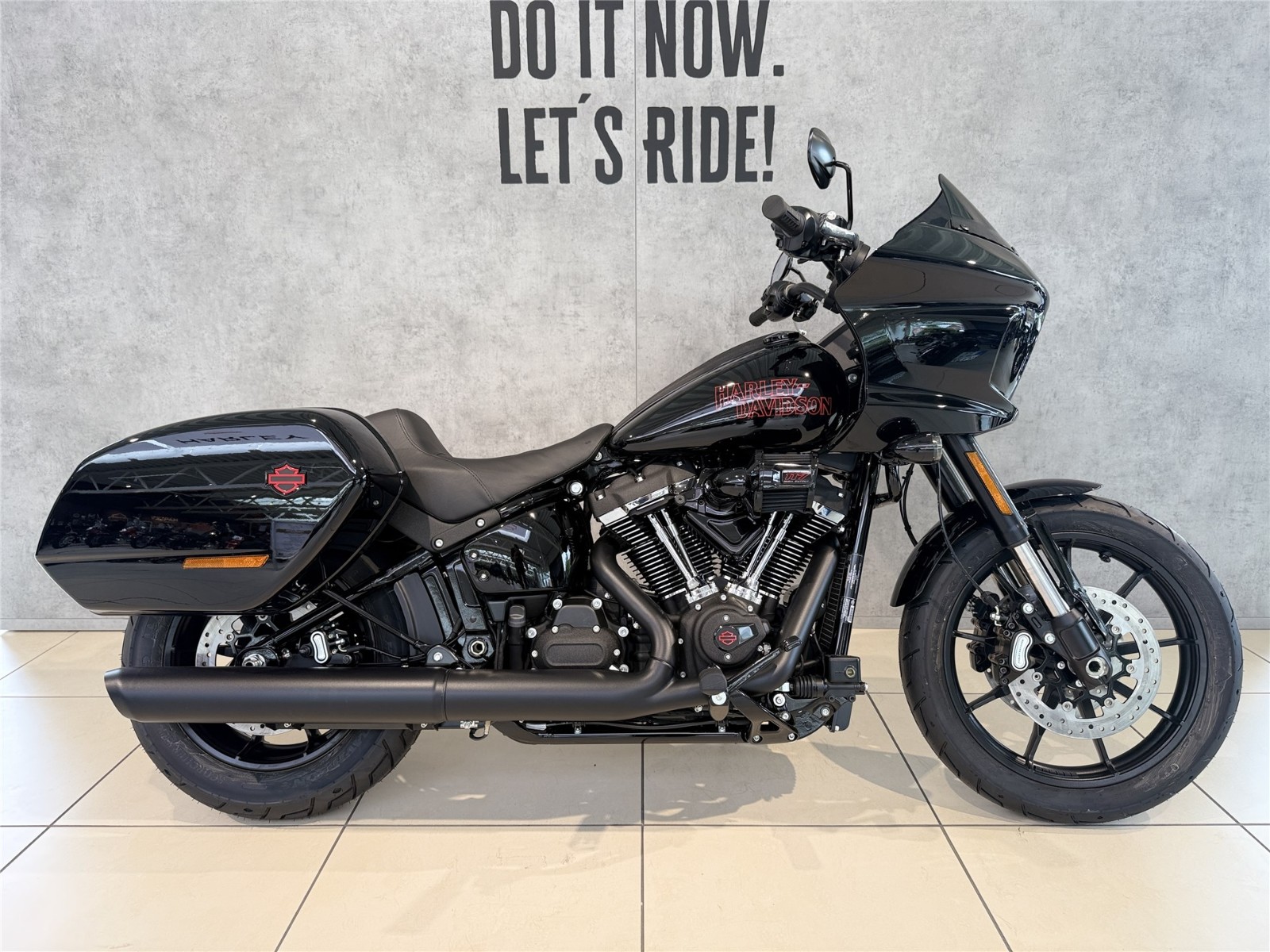 FXLRST Softail Low Rider ST