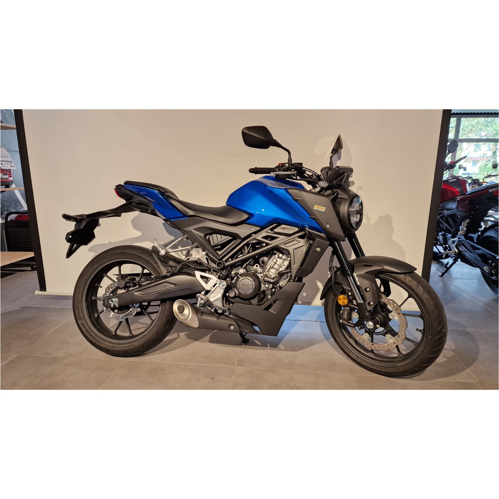 CB125R